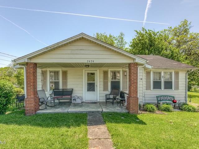 2424 Catherine St, Bristol, VA 24201