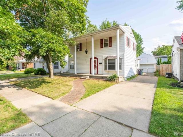 2424 Dallas Ave, Royal Oak, MI 48067