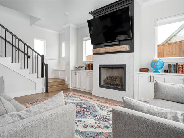 2424 Ridge Pine Road