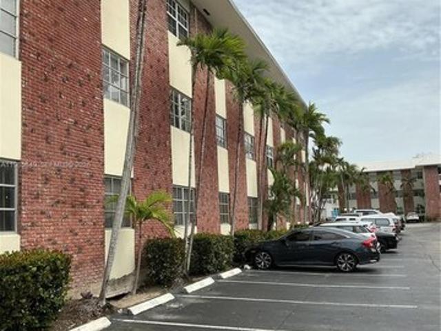 2424 SE 17th Cswy Unit 111B, Fort Lauderdale, FL 33316