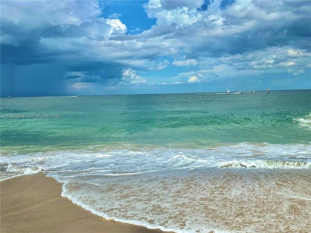 2424 SE 17th St, Unit B307, Fort Lauderdale, FL 33316 | MLS #A11894