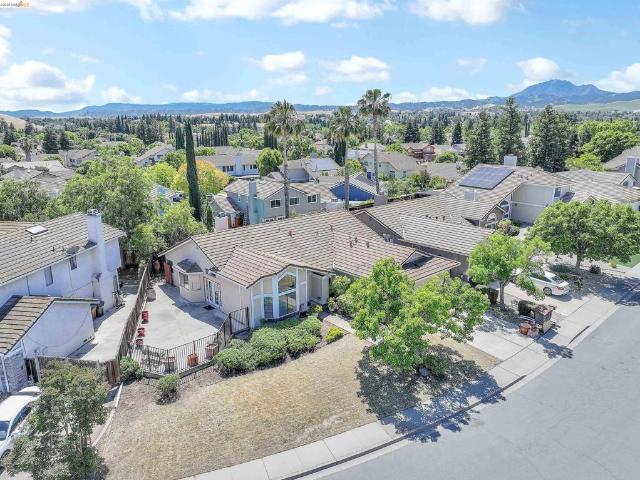 2424 Whitetail Drive