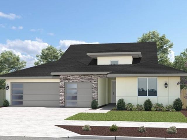 2425 N Oakwood St, Visalia, CA 93291
