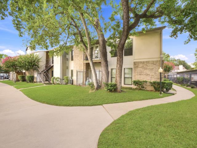 2425 Augusta Drive 22