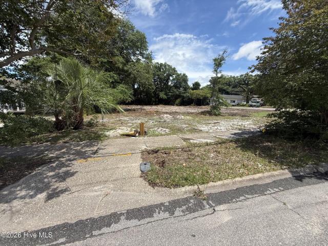 2425 Adams Street