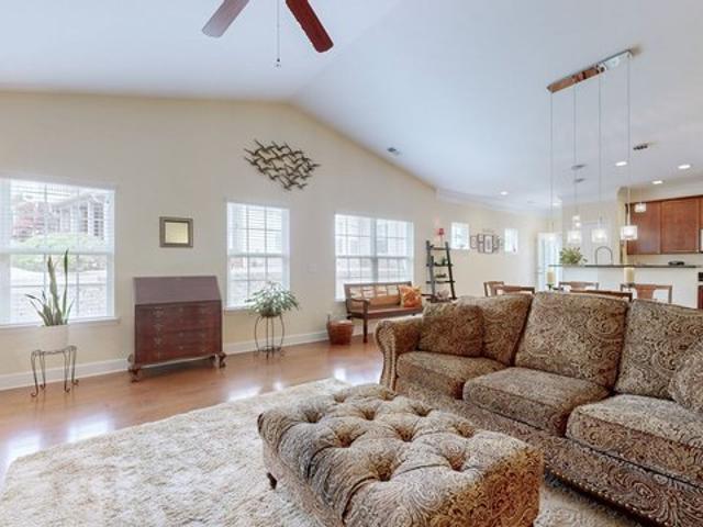 2425 Alteras Dr, Nashville, TN 37211