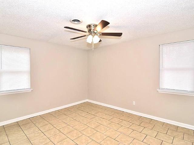 2425 Amsterdam Drive