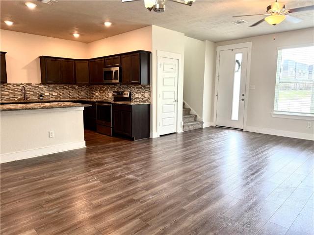 2425 Chinook Way