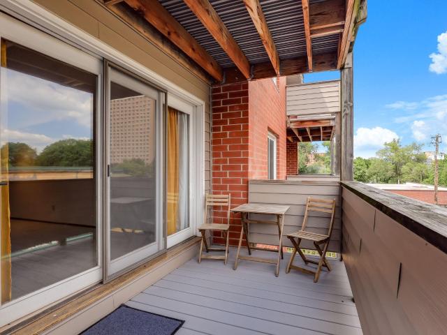 2425 E Franklin Avenue # 303