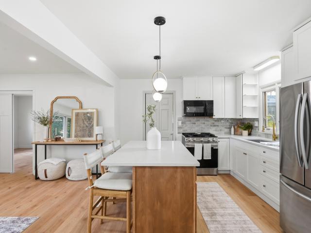 2425 E Sand Lake Road