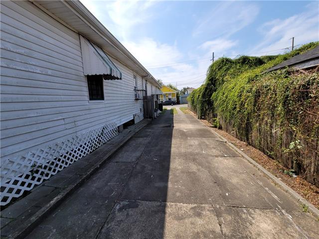 2425 Eads St, New Orleans, LA 70117 | MLS #2546 | Compass