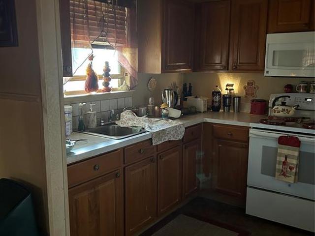 2425 Esquire Drive