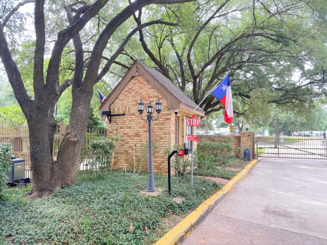 2425 Holly Hall Street B45