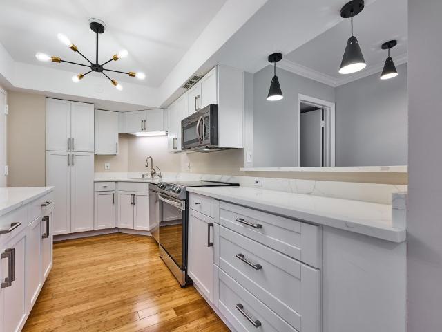 2425 Presidential Way 1405, West Palm Beach, US, FL
