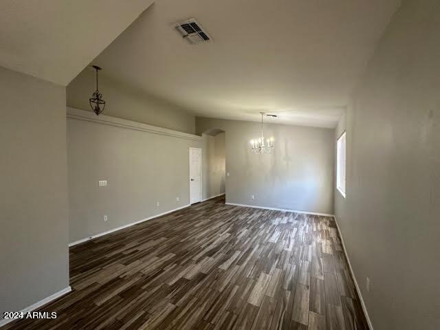 2425 S 159th Lane