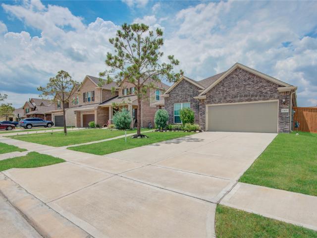2425 Temple Crag Drive