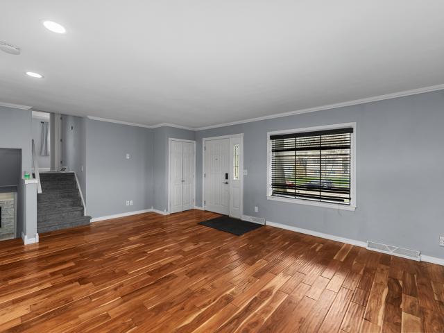 2425 W 46th Street