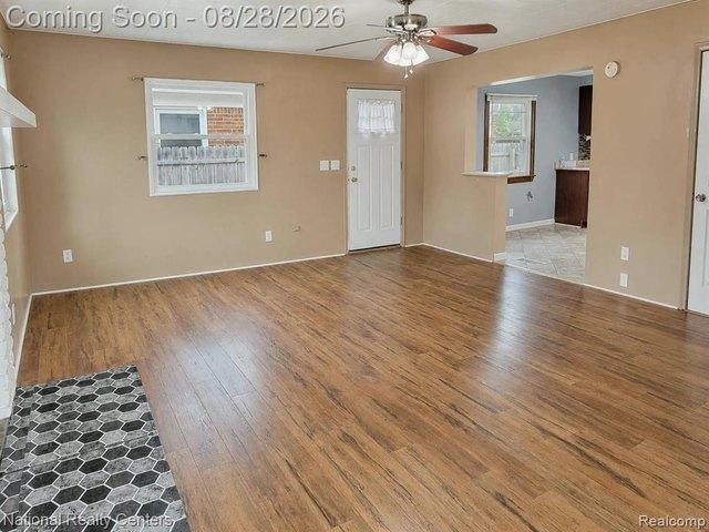 24263 Beierman Ave, Warren, MI 48091