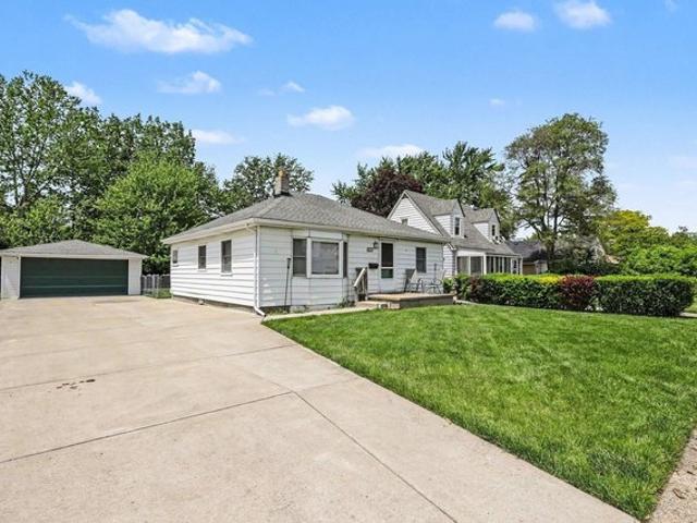 24261 Eleanor Ave, Warren, MI 48089