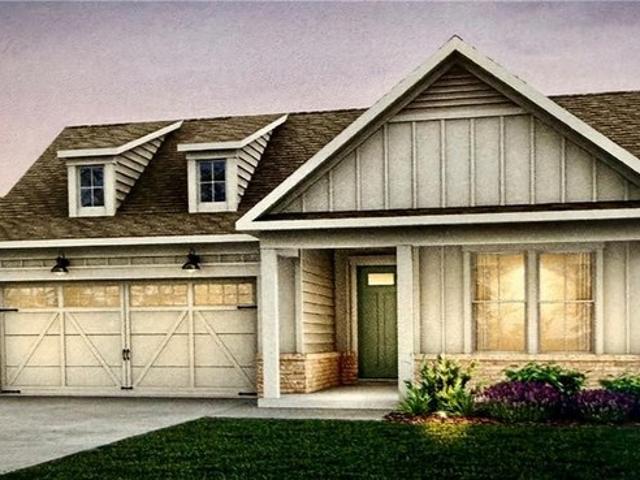 2426 Naples St, Hoschton, GA 30548