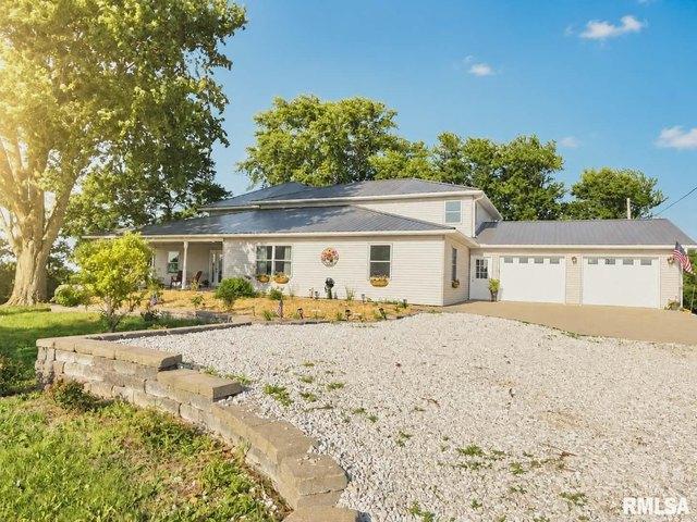 2426 E 1400th St, Mendon, IL 62351