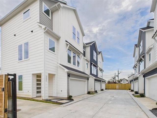 2426 Freeman St, Houston, TX 77009