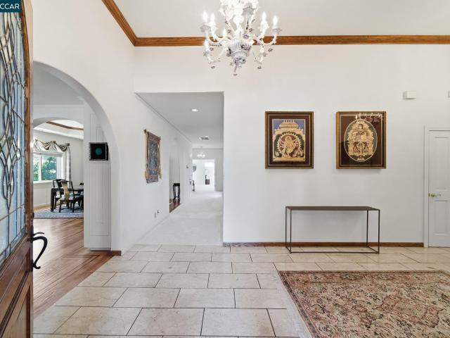 2426 Heritage Oaks Dr