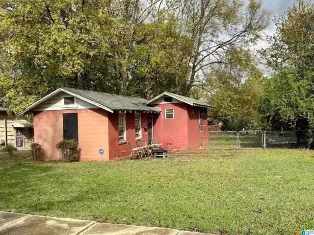 2426 PRINCETON AVE SW, BIRMINGHAM, AL 35211