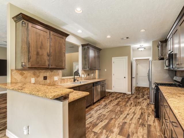 2426 Ridgewood Drive