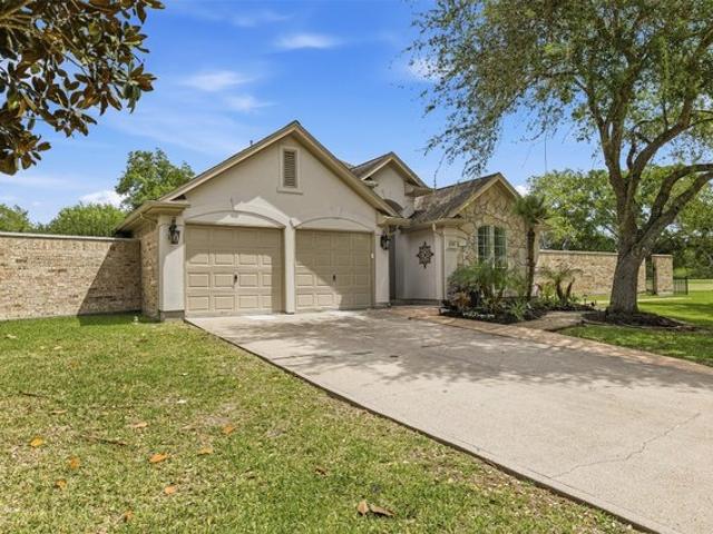 2426 Spellbrook Ct, League City, TX 77573