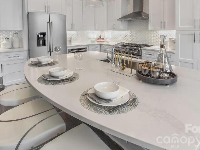 2426 Vail Ave, Unit C32001, Charlotte, NC 28207 | MLS #4339