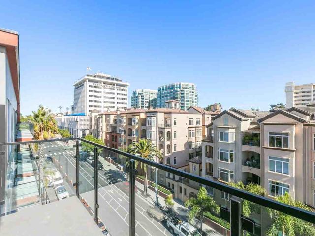 2426 4th Ave. 2 Bedroom Apartment for Rent at 2426 4th Ave, San Diego, CA 92101 Park West