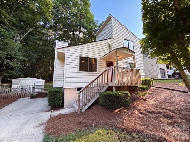 2427 Brook Canyon Dr, Charlotte, NC 28212