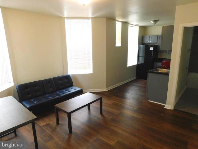 2427 Lakeview Avenue # 1D