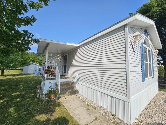 2427 Leisure Ln, Traverse City, MI 49686