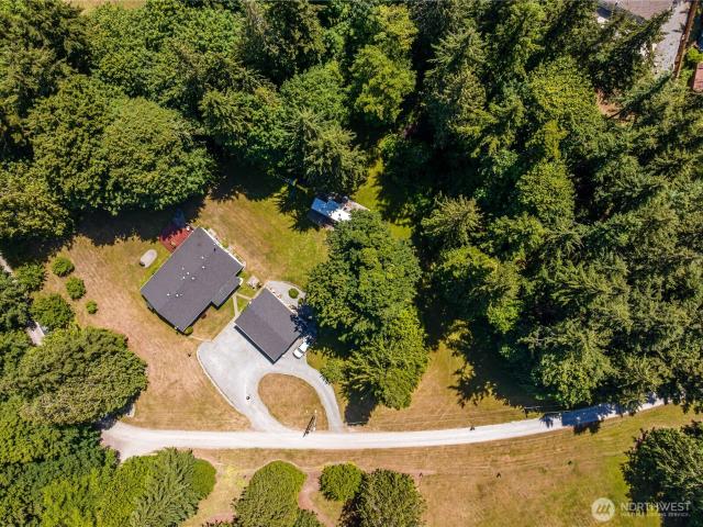 2427 Leroy Place