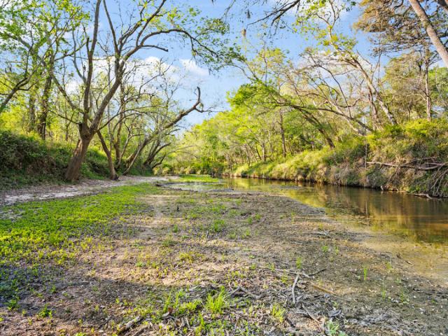 2427 S Fm 234, Edna, TX 77957 | MLS #1951