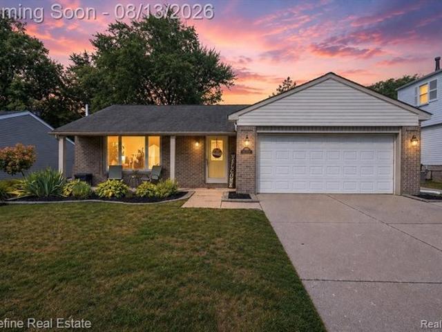 24287 Hampton Hill St, Novi, MI 48375