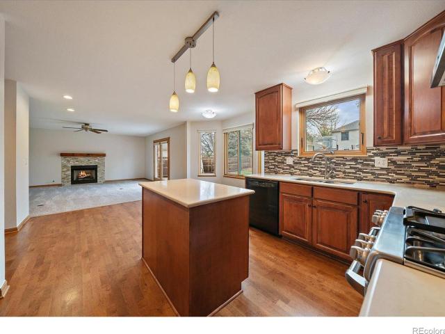 2428 Maplewood Circle W