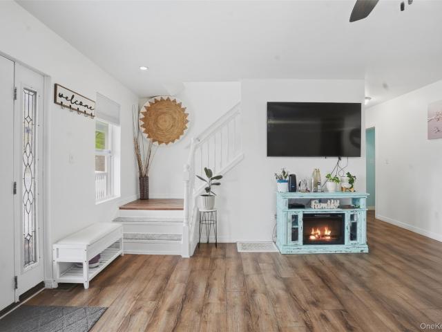 2428 Bruynswick Road