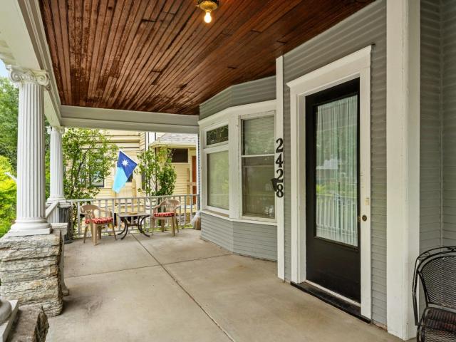 2428 Colfax Avenue S