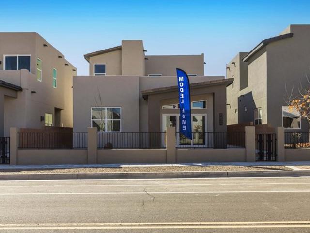 2428 DE Kooning Ave SE, Albuquerque, NM 87106
