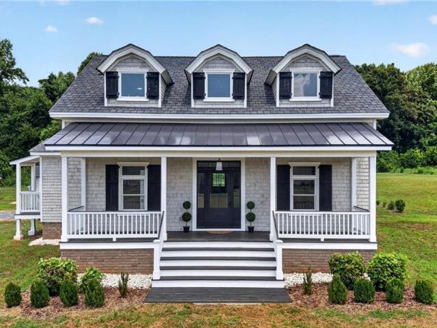 2428 Glade Road