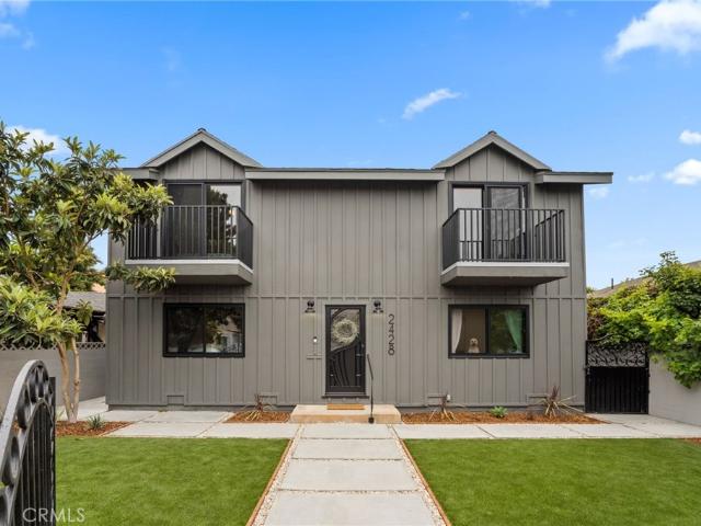 2428 Glyndon Avenue