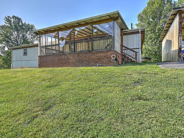 2428 Possum Creek Road