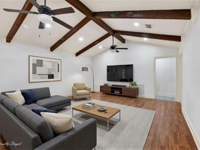 2428 Tilman Circle