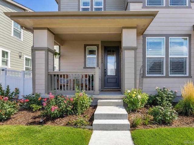 2428 Yukon Dr, Longmont, CO 80504