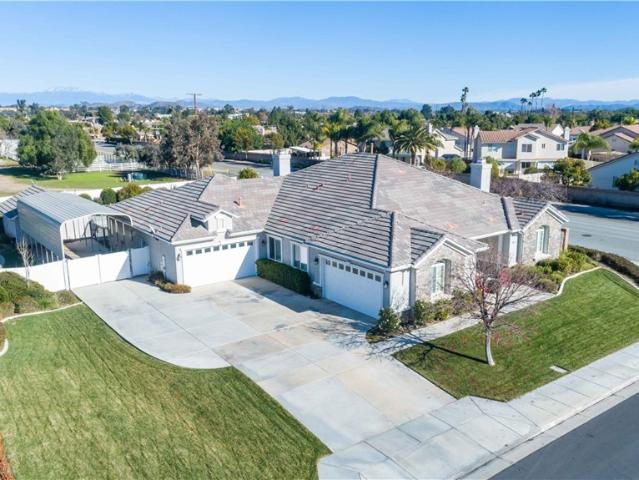 24294 Luna Brilla Lane