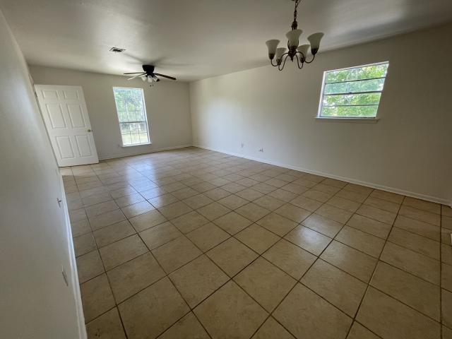 2429 Octavia Dr, 3 beds, 2 full baths