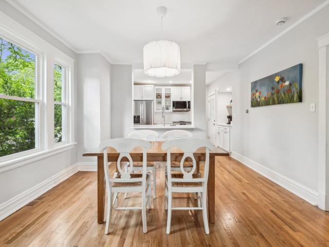 2429 Central Street, Evanston, US, IL